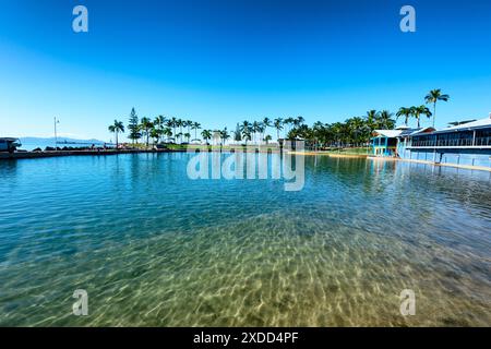 The Strand rock pool, Townsville, Queensland, Australia Stock Photo - Alamy