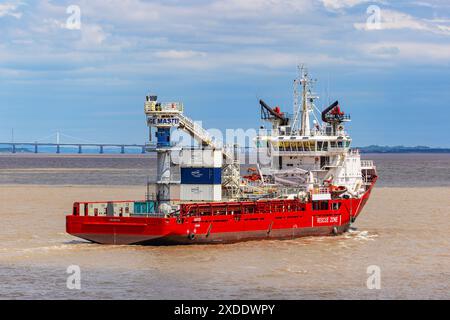 Supply vessel Sartor with Barge master ahc gangway system installed ...