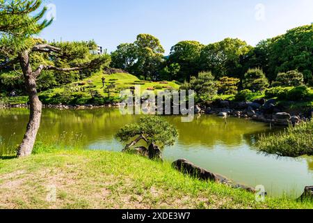Kiyosumi Garden, Koto-Ku, Tokyo, Japan Stock Photo - Alamy