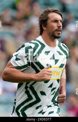 Eben Etzebeth of South Africa warms-up ahead of the Quilter Nations ...