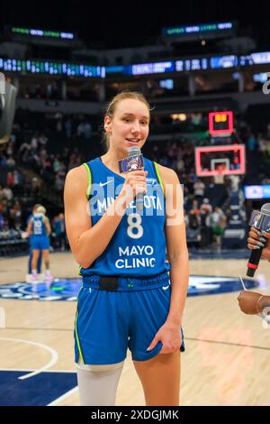 Minnesota Lynx forward Alanna Smith (8) in action against the Phoenix ...