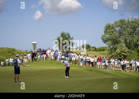 BADHOEVEDORP - Lars van der Vight in action on the final day of the KLM ...