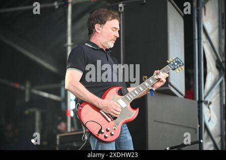Peter Hoo and the Light Performing at Lets Rock Leeds 80s Festival 2024 ...