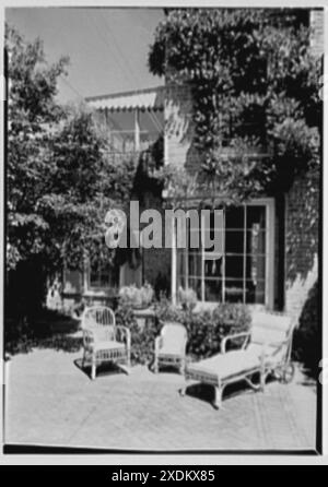 Gerald F. Warburg, residence in Brookville, Long Island. Living room ...