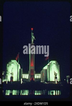 World's Fair. Soviet Socialist Republics Building I New York 1939 Stock ...