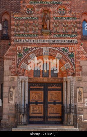 Odense, early Gothic St Albani Church, Roman Catholic church, entrance ...