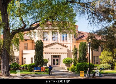 George Hart Hall, UC Davis, Davis, California Stock Photo - Alamy