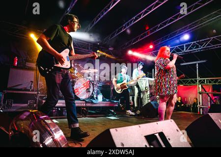 (L-R) Nathan Howdeshell, Hannah Blilie and Beth Ditto of Gossip ...