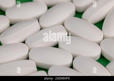 white tablets for the treatment of diseases, modern white medicinal ...