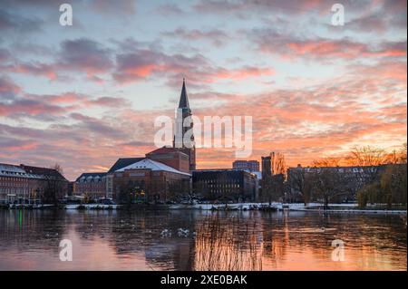 Panoramic view of Kiel skyline with Christmas market, Kiel Opera House ...