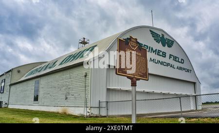 Grimes Municipal Airport in Urbana Ohio is a general aviation airport ...