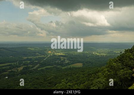 Lookout Mountain overlook view of Chattanooga, Tennessee, from Point ...