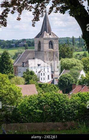 Ohain a village in the commune of Lasne - European soldier riding horse ...