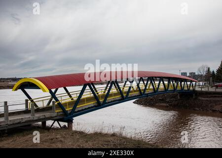 Halls Creek Pedestrian bridge connecting Moncton and Dieppe in New ...