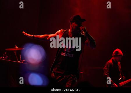 Singer Seth Binzer aka Shifty Shellshock, vocalist of Crazy Town band ...