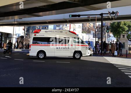 Ambulance being dispatched Stock Photo - Alamy