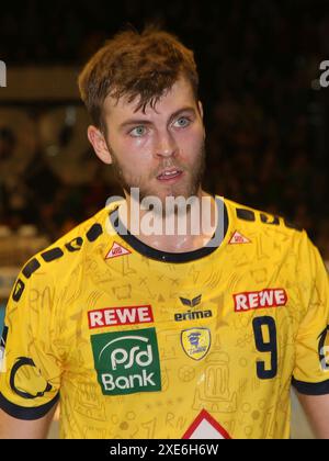 Steven Plucnar Jacobsen (Rhein-Neckar Loewen, #09), Moritz Sauter ...