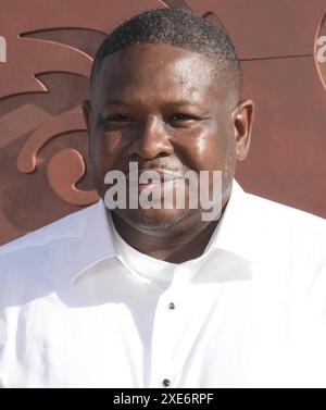 Keith Corbin arrives at the FX's THE BEAR Season 3 Los Angeles Premiere ...