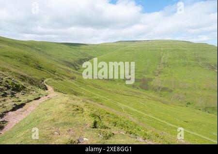 Stepped profile of Waun Fach, Black Mountains, Powys, UK Stock Photo ...
