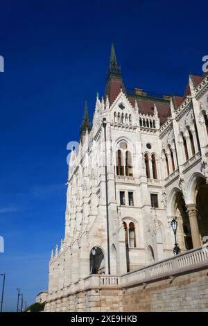 Office building in Budapest, Hungary Stock Photo - Alamy