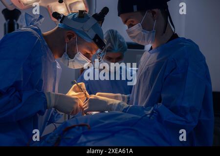 Blepharoplasty, plastic surgery to correct defects of the eyelids and ...