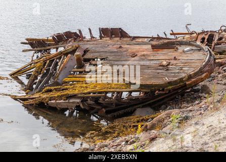 Cemetery of ships in the Murmansk region Stock Photo - Alamy
