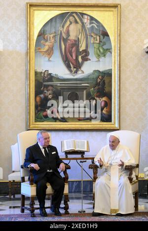 John Timothy Dunlap, Prince and Grand Master of the SMOM and Giorgia ...