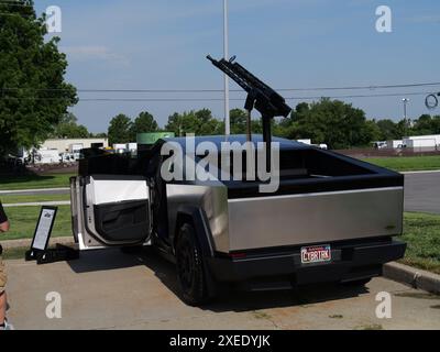 Olathe, Kansas - June 8, 2024: Tesla Cybertruck with Replica Gun ...