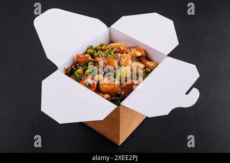 Konjac pasta with mushrooms and green peas, a vegan low-calorie meal ...