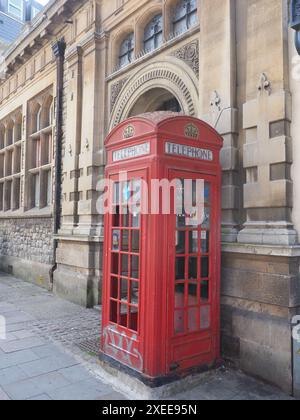 Gravesend, Kent, UK. 27th June, 2024. UK Weather: warm and sunny ...