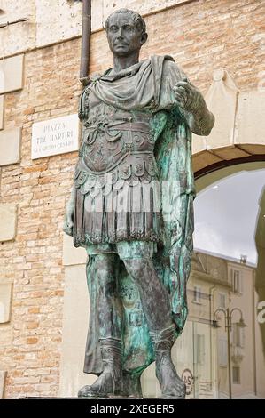 Augustus, Julius Caesar Stock Photo - Alamy