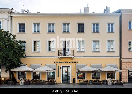 Starbucks on Nowy Swiat Street, Warsaw Poland Stock Photo - Alamy