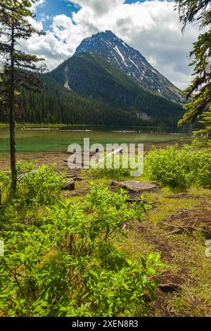 Geraldine Lake in Jasper National Park; Alberta, Canada Stock Photo - Alamy
