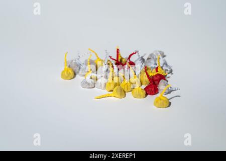 Small bang snaps,Pop Pop Snappers,toy torpedo, jumpin cracker or ...