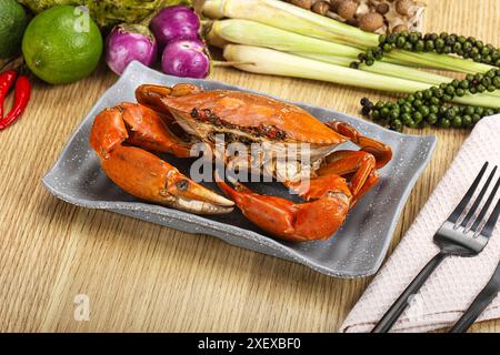 Delicous luxury steamed red crab in the plate Stock Photo - Alamy