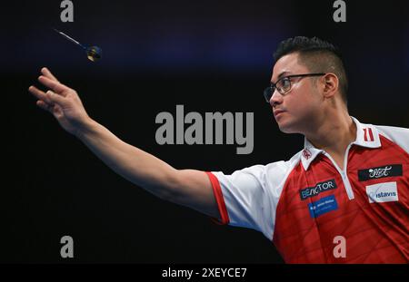 30 June 2024, Hesse, Frankfurt/Main: Darts: World Team Championship ...