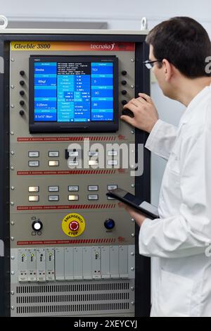 Gleeble System, Advancing the state-of-the-art in dynamic thermal ...