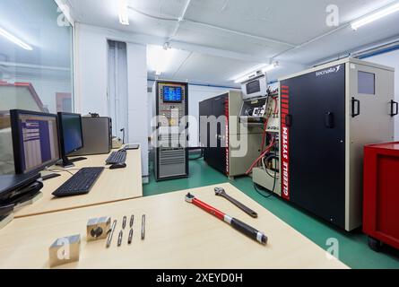 Gleeble System, Advancing the state-of-the-art in dynamic thermal ...