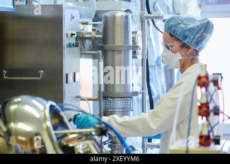 Coating Pan. Pharmaceutical Development Laboratory. Pre-formulation ...