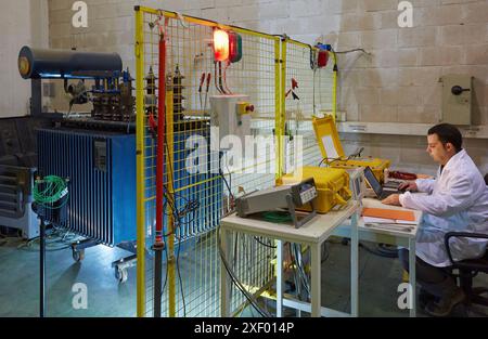 Routine testing and type of electrical transformer, Low voltage ...