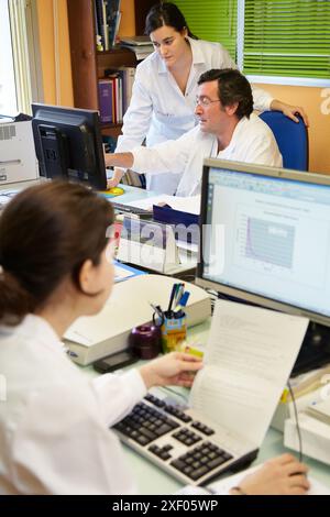 Office, Administrative Area, Clinical Trials Unit, Testing in Phase 1 ...