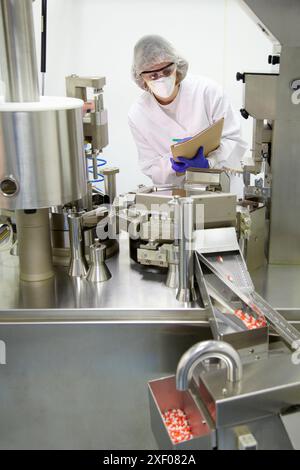 Performing technical controls during an encapsulation process, Encapsulating, Clean room ...