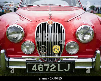 JAGUAR 34 LITRE RED AT WENDRON CLASSIC CAR SHOW 2024 Stock Photo - Alamy