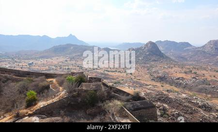 Ruin fortress of Gudibande Fort, Chikkaballapur, Karnataka, India Stock ...