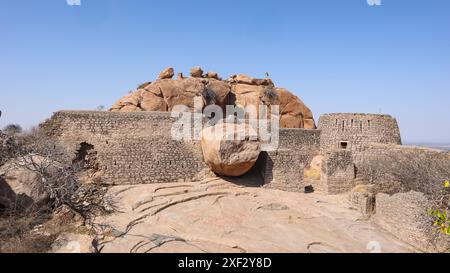 Top fortress of Madakasira Fort, Penukonda, Andhra Pradesh, India Stock ...