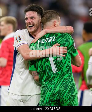 Declan Rice of England and Jordan Pickford of England after the England ...