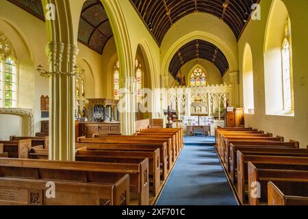 Interior of St Mary's Church Dunsford, Devon Stock Photo - Alamy