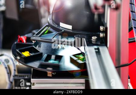 Inspection measure the workpiece to check the size of the part ...