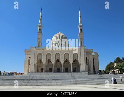 Emir Abdelkader mosque, Constantine, Algeria Stock Photo - Alamy