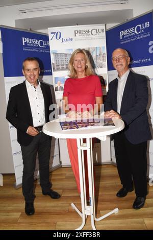 Gespraechsleiter Dr Uwe Brueckner Presseclub Vorstand Dr Katja ...